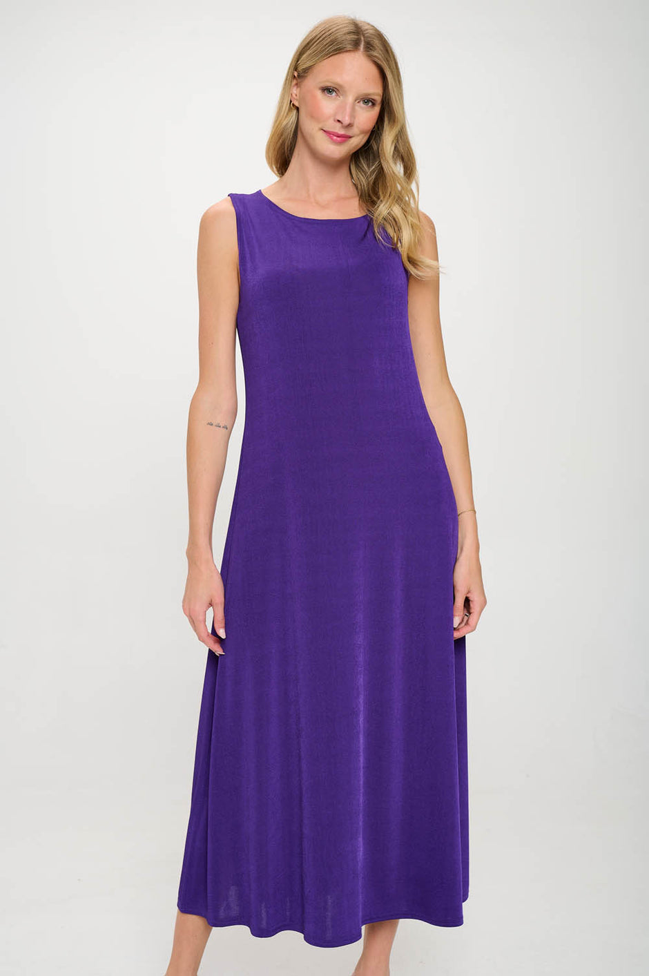 Buy Solid Color Women's Dresses | Jostar Online